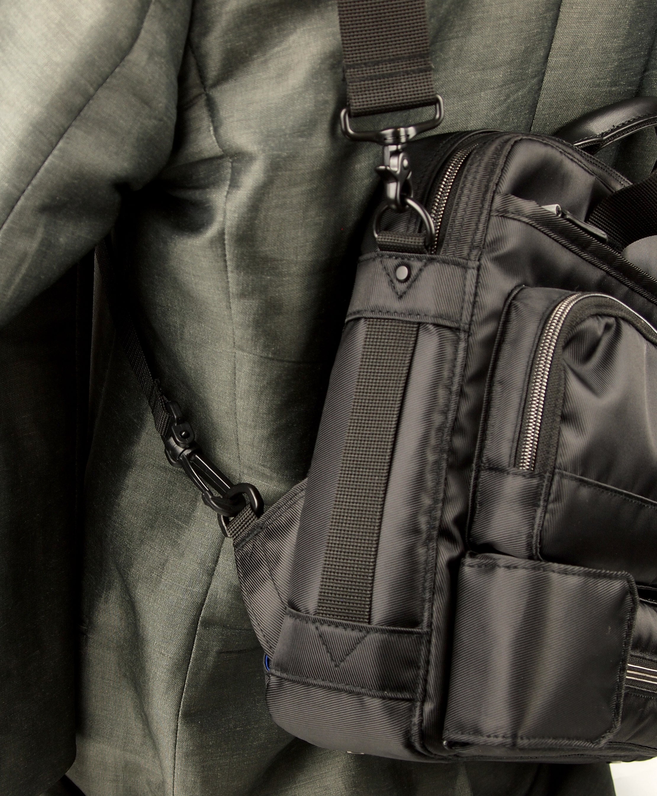 【残りわずか】海外製／ポケット多／自転車対応／小型／A4ジャスト／小型ビジネス／ブラック・ネイビー／102499／RYU'S ONE【EC限 ...